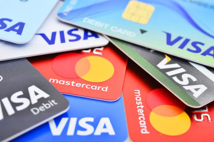 An Introduction to Cards in Payments: The Types of Cards - Tech-Tech